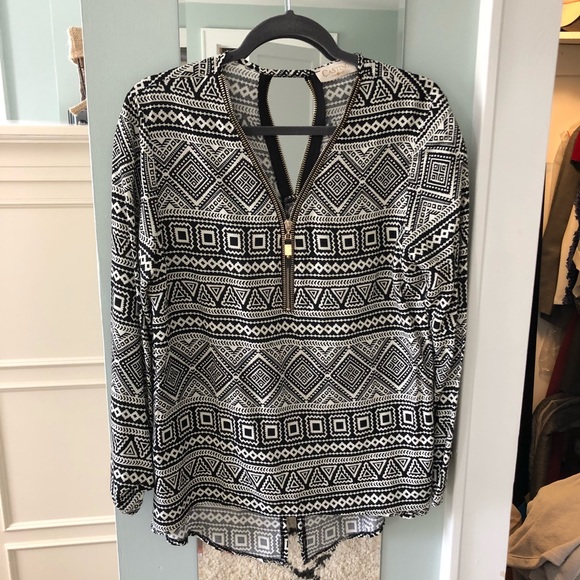 Tops | Italian Blouse | Poshmark